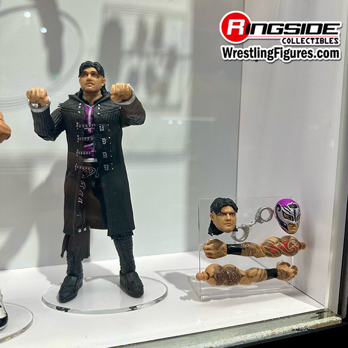 Dominik Mysterio - WWE Ultimate Edition 23 Ringside Exclusive Toy ...